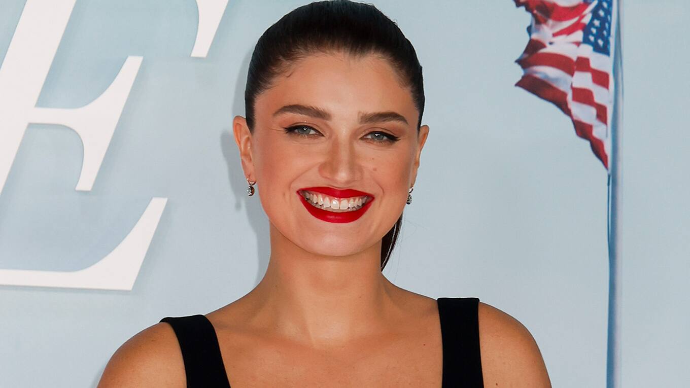 Eve Hewson: Hauptrolle im neuen Steven Spielberg Film | Sky